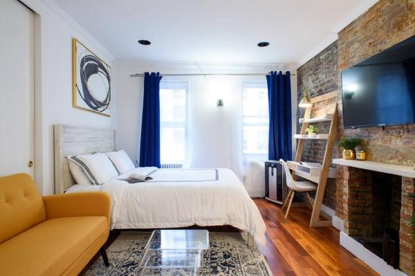 24-17 Renovated Studio Prime Location Wd - Hoboken, NJ