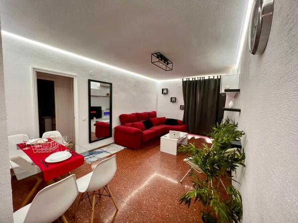 Amplio Apartamento Familiar Con Parking Privado En Pleno Centro De Córdoba - Cordoue