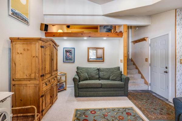 Ski Condo - Creekside #103 - Bear Valley, CA