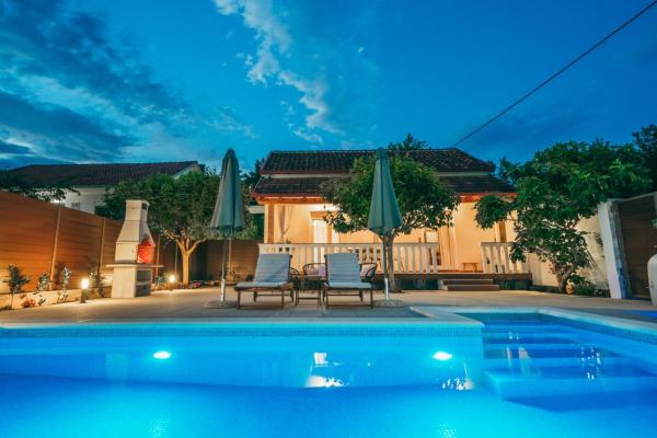 Holiday House Stella With Pool & Jacuzzi - Makarska Riviera