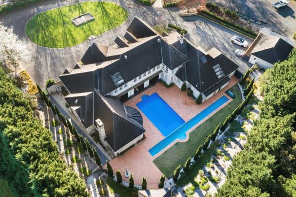 Montfort Manor - Victoria