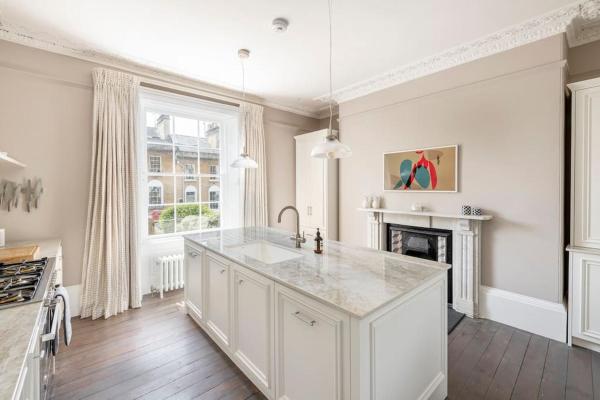 Dunsford House - Elegant Townhouse With Parking - Bath