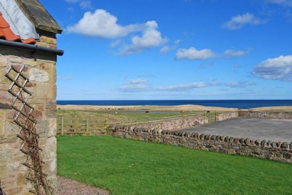 Snook Point Cottage - Craster