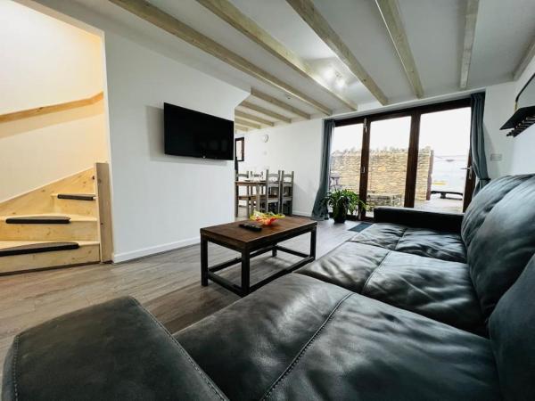 Barn Cottage, With Pre Booked Use Of Indoor Swimming Pool - Frome