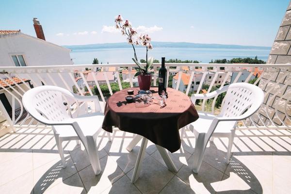 Studio Apartment In Duce With Sea View, Balcony, Air Conditioning, Wifi 4167-7 - Omiš