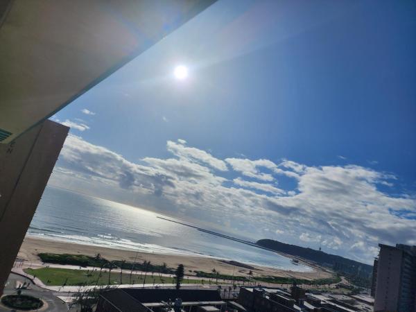 1205onthegoldenmile - 4 Sleeper Ocean View With Pool & Braai At 10 South - Durban