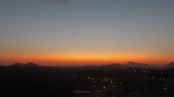 Apartamento Aconchegante, Linda Vista E Com Garagem - Guarapari