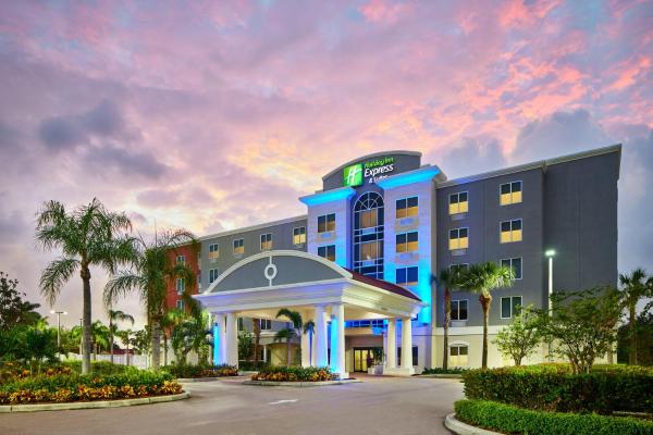 Holiday Inn Express Hotel & Suites Port St. Lucie West By Ihg - Port St. Lucie, FL