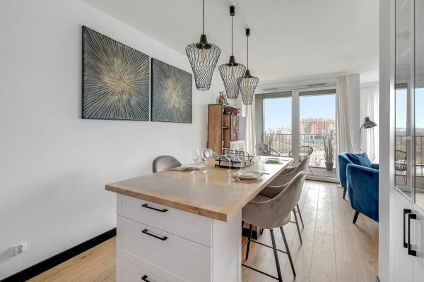 Chlebova - Riverside View Terrace, Free Parking, Gym & Kidsplay By Downtown Apartments - Pologne