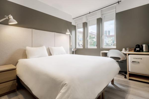 Rainbow Suites By Olala Homes - Estoril