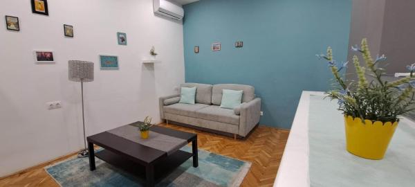 K21 Party Apartment Hotel With Inhouse Ruin Pub - Budapest