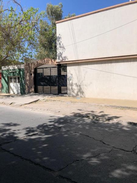 Excelente Duplex En Consorcio Privado C/ Cochera - San Juan, Argentina
