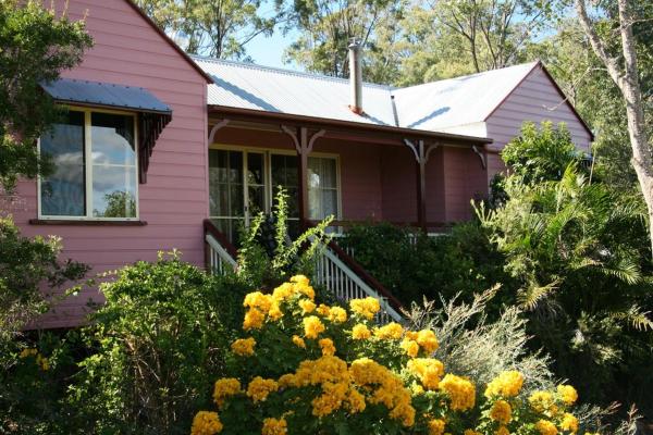 Bilyana Cottages - Queensland