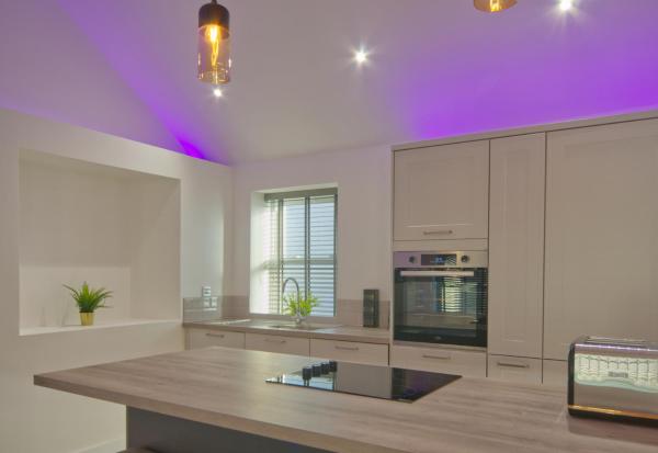 Harbour Heights, Luxury Coastal Apartment In The English Riviera, Close To The Shops, Bars, Restaurants, Marina And Beaches - Paignton