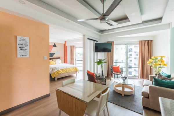 Estancia Casa Real Frente A La Zona Colonial - República Dominicana