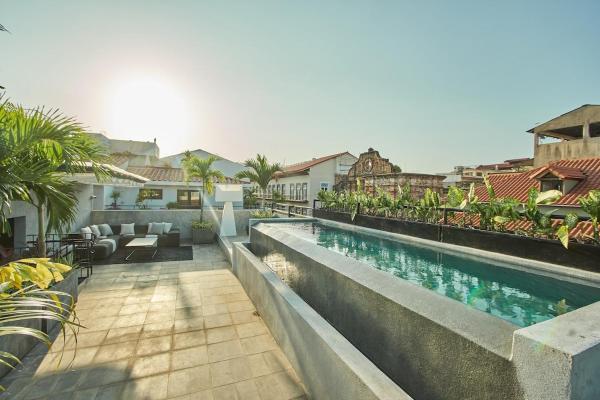 Amazinn Places Rooftop And Design Pool Iv - Panama City