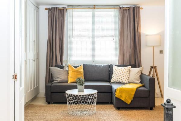 Spacious Beautiful Just-renovated Flat With Patio - Chelsea - Twickenham