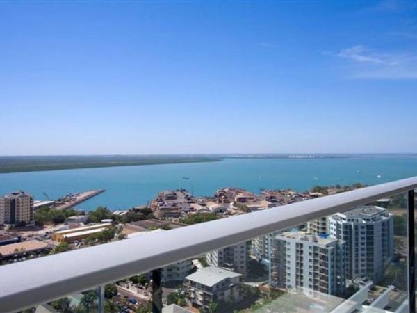 High Above, Pandanas Darwin 21st Floor With Views - Darwin