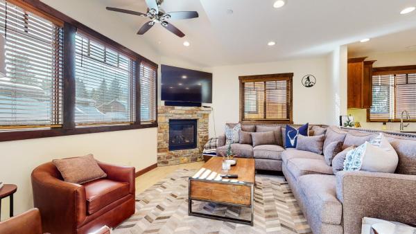 Lakeview Townhomes #5 Townhouse - Mammoth Lakes, CA