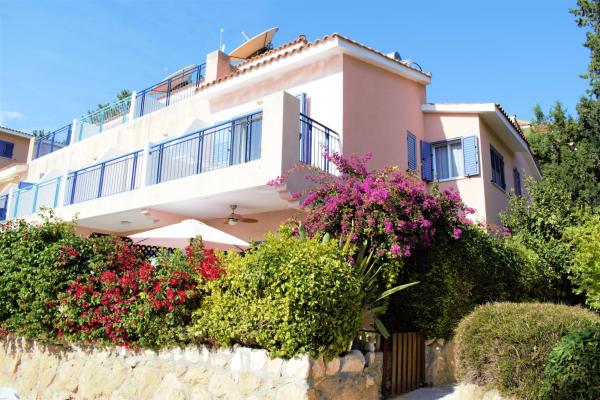 Townhouse In Paradise Gardens - Paphos