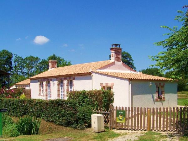 Gîte Traditionnel Rénové Avec Jardin Clos Et Wi-fi, 3 Chambres, Proche De La Garnache, Vendée. - Fr-1-426-195 - Machecoul