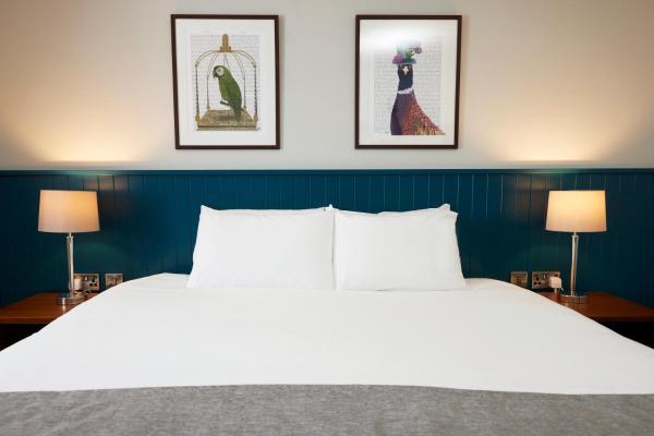 The Caledonian Hotel - Lower Largo