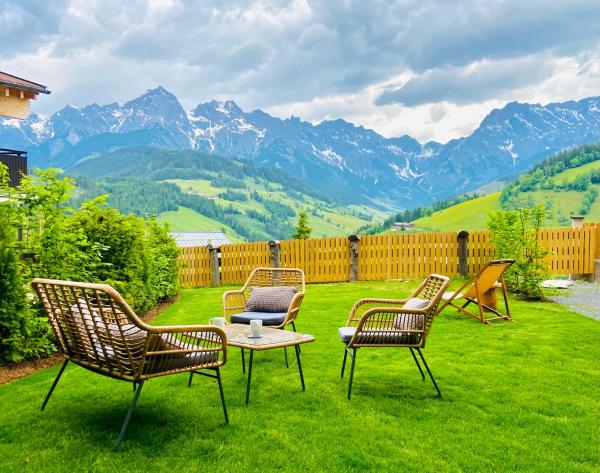 Ski-in & Ski-out Out Chalet Maria With Amazing Mountain View - Saalfelden