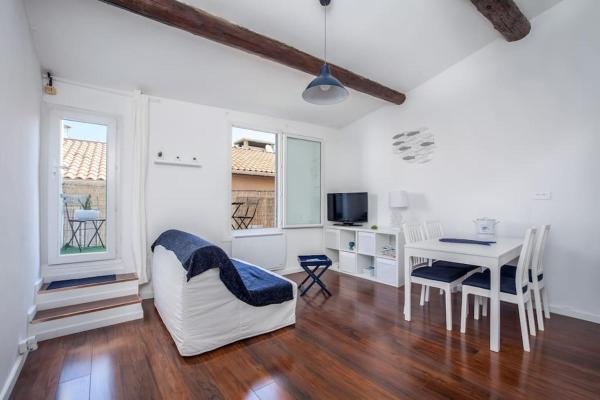 Plein Coeur Du Panier Avec Terrasse 2 à 4 Personnes Arrivée Avant 19h - Marignane