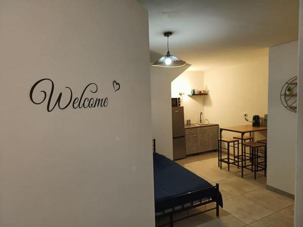 Studio Glamour Avec Espace Balnéo Privé - Cournon-d'Auvergne