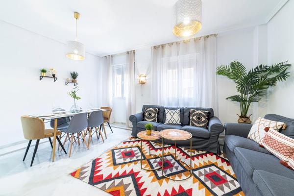 Alohamundi Escuelas Pías - Séville