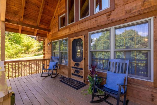 Beaver Rock Lodge - Roan Mountain, TN