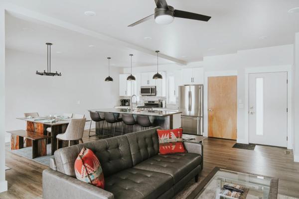 The Circle Unit B - Bozeman, MT