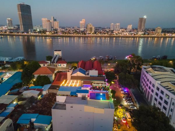 Pooltop Phnom Penh - Phnom Penh
