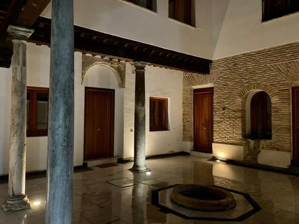 Duplex Toledo Catedral Con Parking Gratis - Toledo