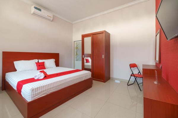 Reddoorz Syariah Near Uisu Medan - Medan