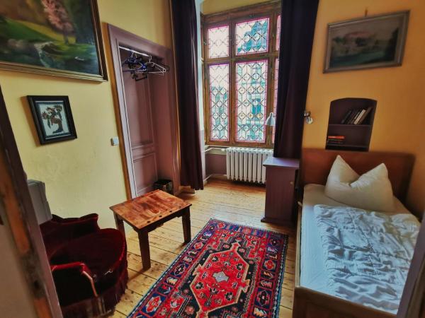 Hummel Hostel - Historische Stadtvilla Mit Garten - Weimar