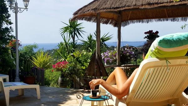 Nouveau ! Chambre D'hôte Insolite Privee " Cœurs De Pirates à Bali En Provence" Spa Sauna Massages Dans Cadre Exotique D'aménagements Extérieurs D'exception ÉTé Comme Hiver Bienvenue !!! - Saint-Tropez