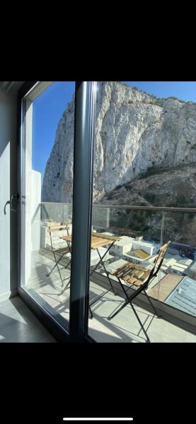 Cp High Floor Luxury Studio - Gibraltar
