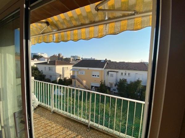 Appartement T3 Royan, Proche De La Plage, Balcon, Dernière éTage, Cuisine éQuipée, Parking Facile - Fr-1-494-124 - Royan