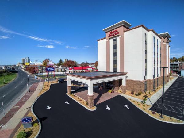 Hampton Inn & Suites Springfield Downtown - Springfield, MA