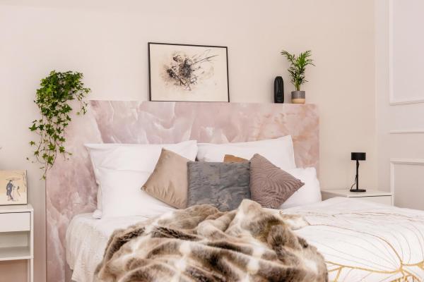 90sqm 2br Biz Loft - 5min Central Station - Berlin