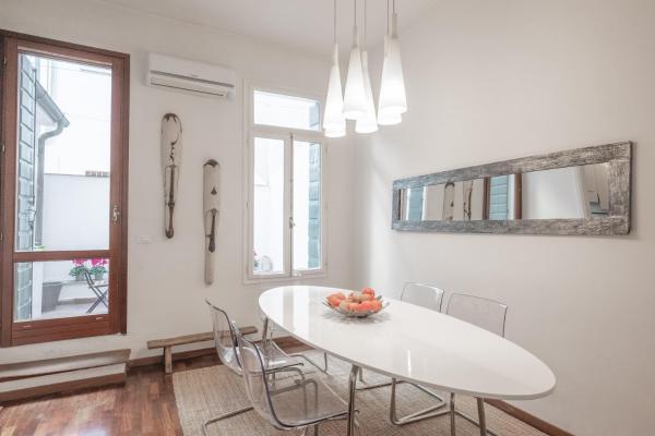 Piazza Delle Erbe Central Apartment - Montegrotto Terme