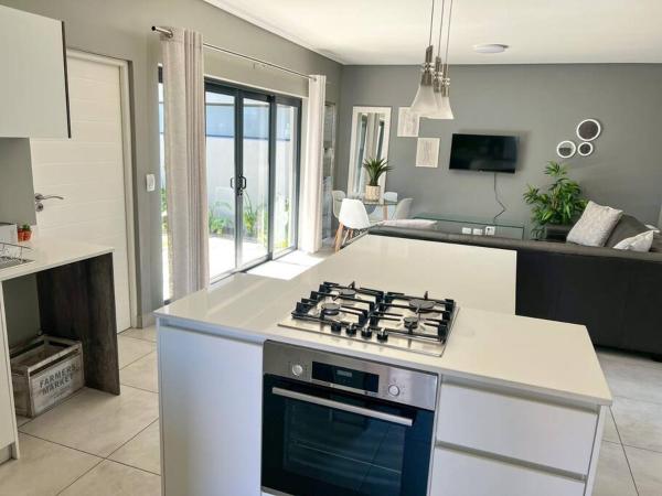 Langebaan Holiday Home - Langebaan