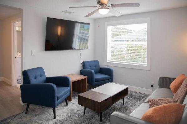 Patio I Firepit I 65 Tv W/ Netflix I 472mbps I Wd - Vero Beach, FL
