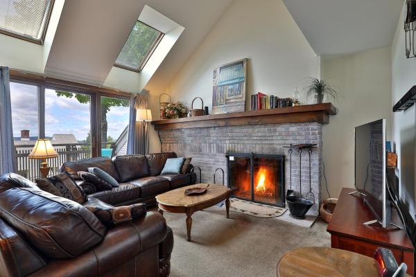 Sunrise West Glade- 3br, 3ba Ski In Ski Out Condo Condo - Killington, VT