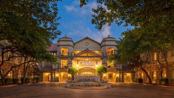 Hotel Indigo San Antonio Riverwalk By Ihg - San Antonio, TX