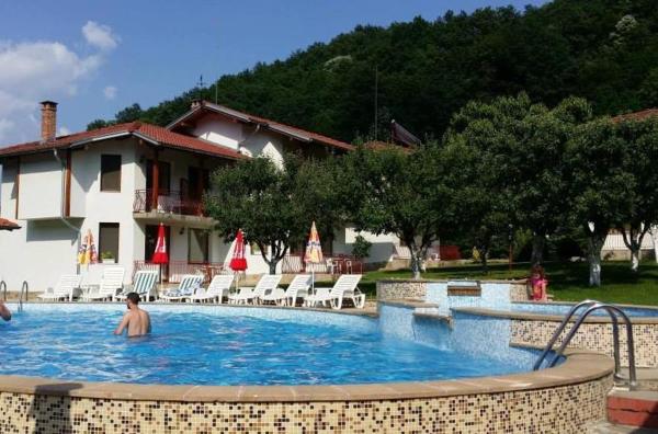 By The River Hotel Complex - Chiflik