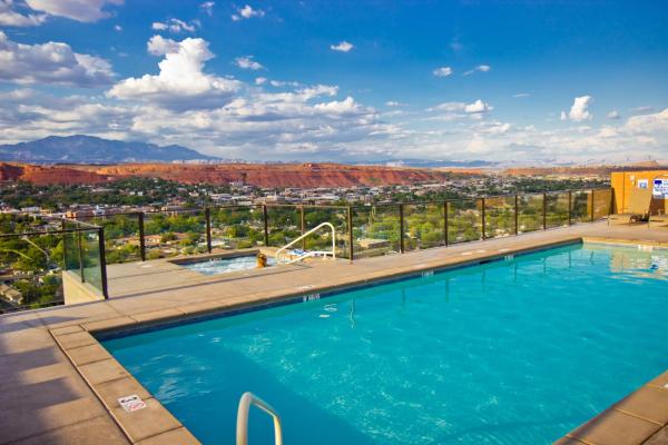 Inn On The Cliff - St. George