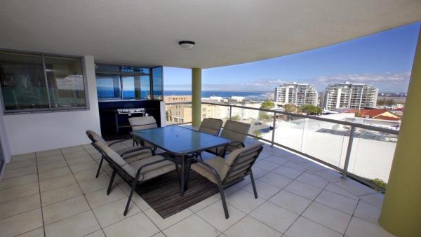 Pinnacles Unit 53 Caloundra Qld - Golden Beach