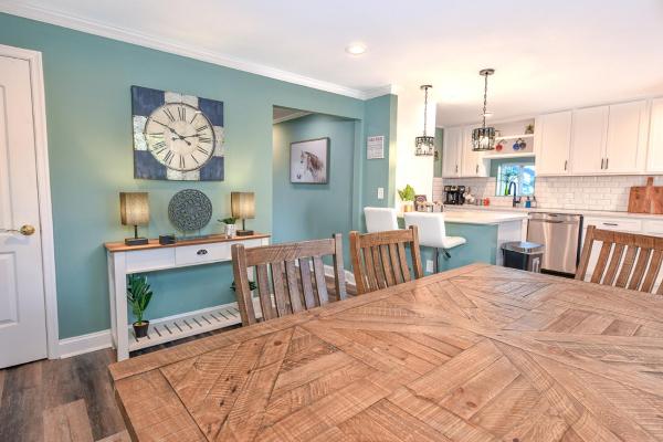 Off The Beaten Path Rancher! Beautifully Made - Dundalk, MD